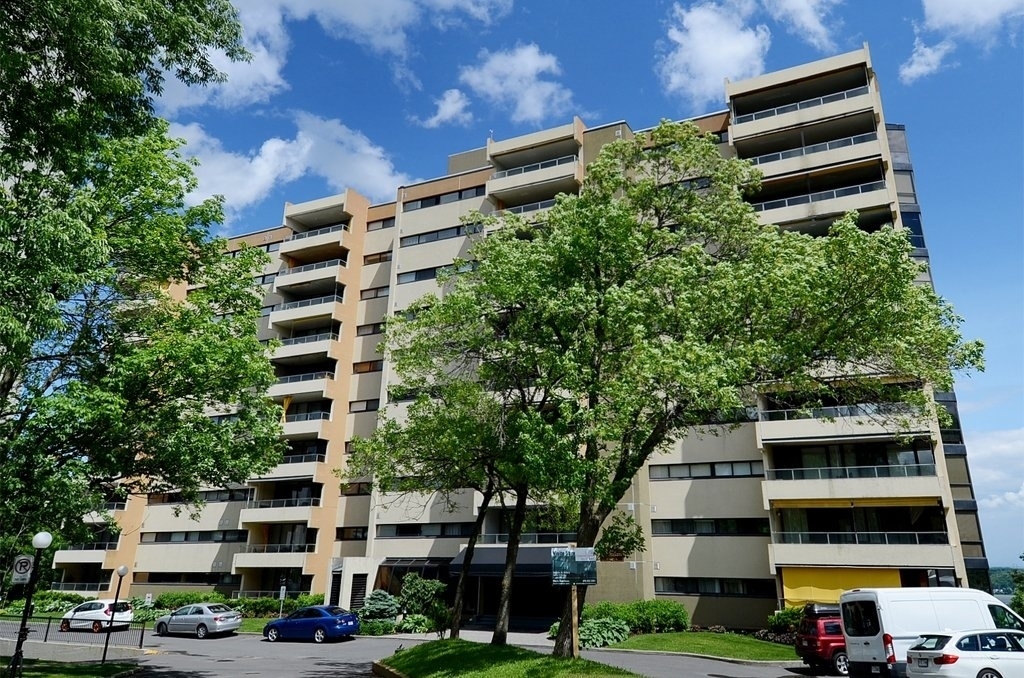 Le Châtelain - 1510, av du Maire-Beaulieu, Québec, QC