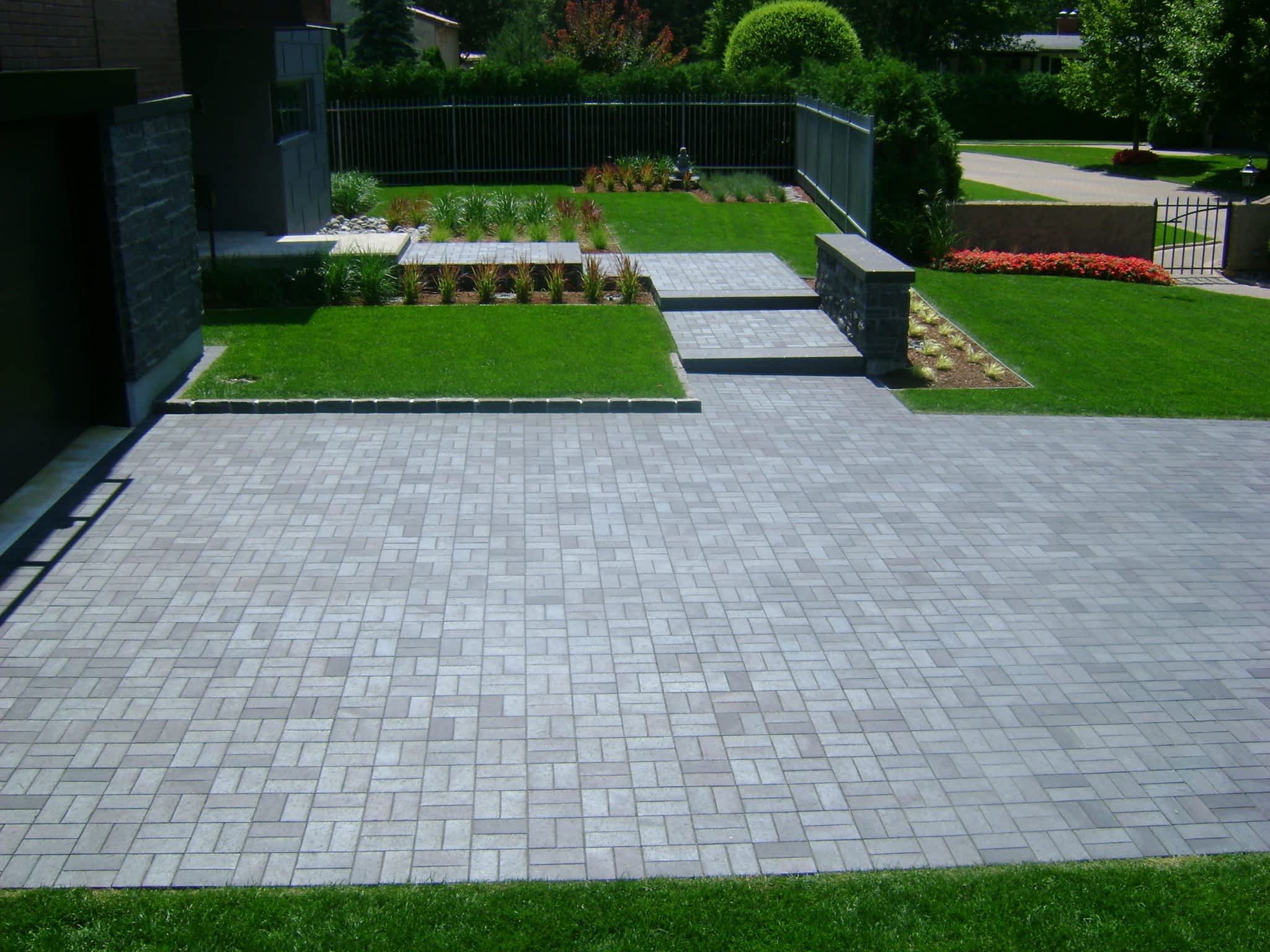 Pave-uni forme Enr. - Saint-Jean-sur-Richelieu, QC - 823 boul St Luc ...