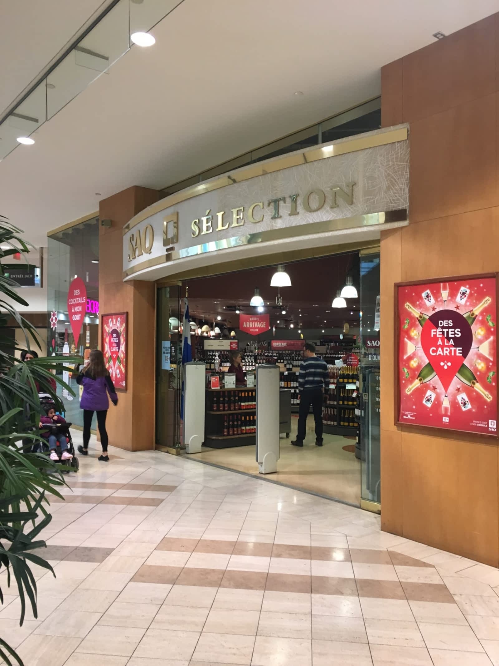 SAQ Sélection - Opening Hours - 2305 Ch Rockland, Mont-Royal, QC