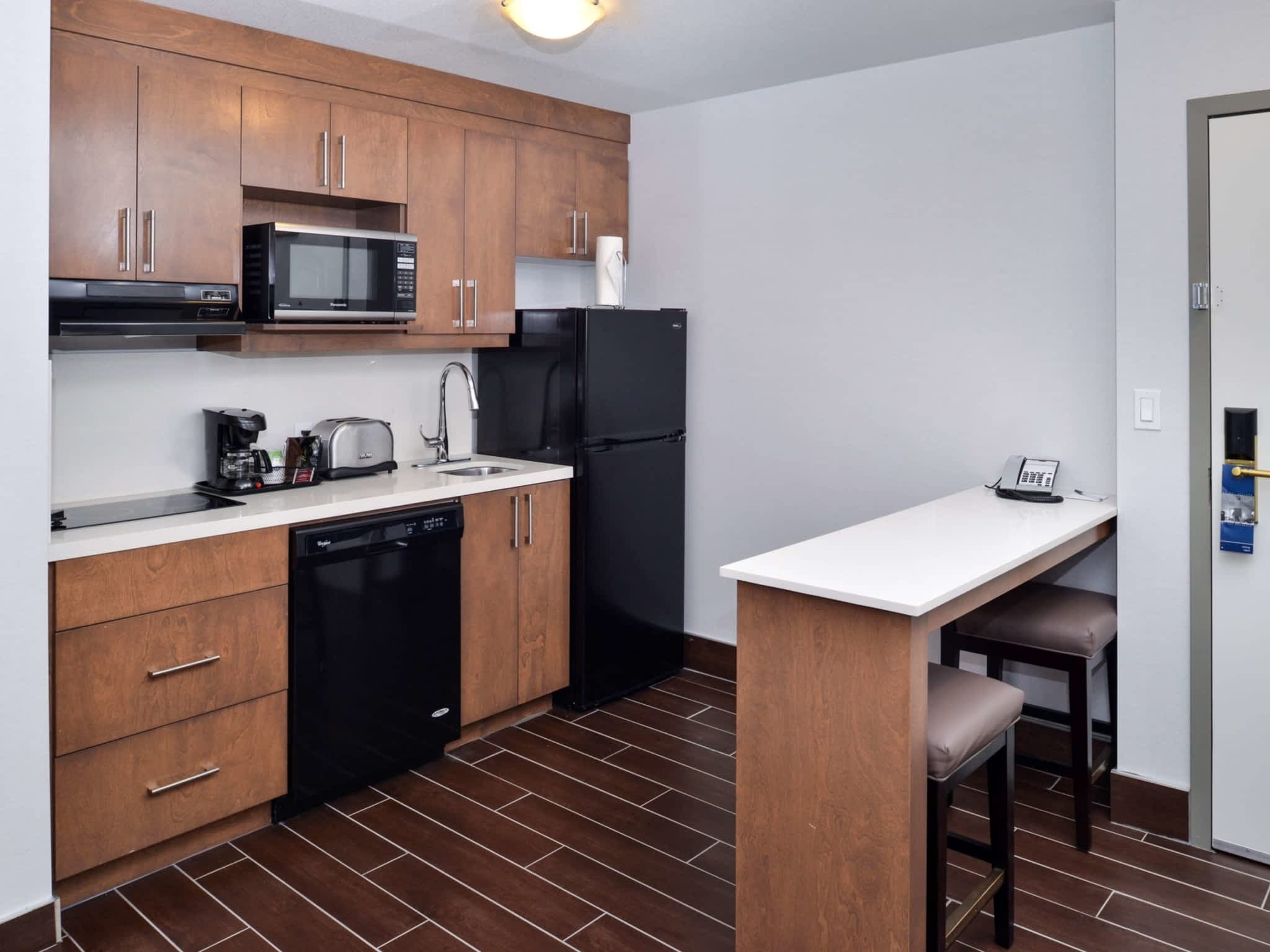 Hampton Inn & Suites By Hilton Calgary- University Northwest - Calgary ...