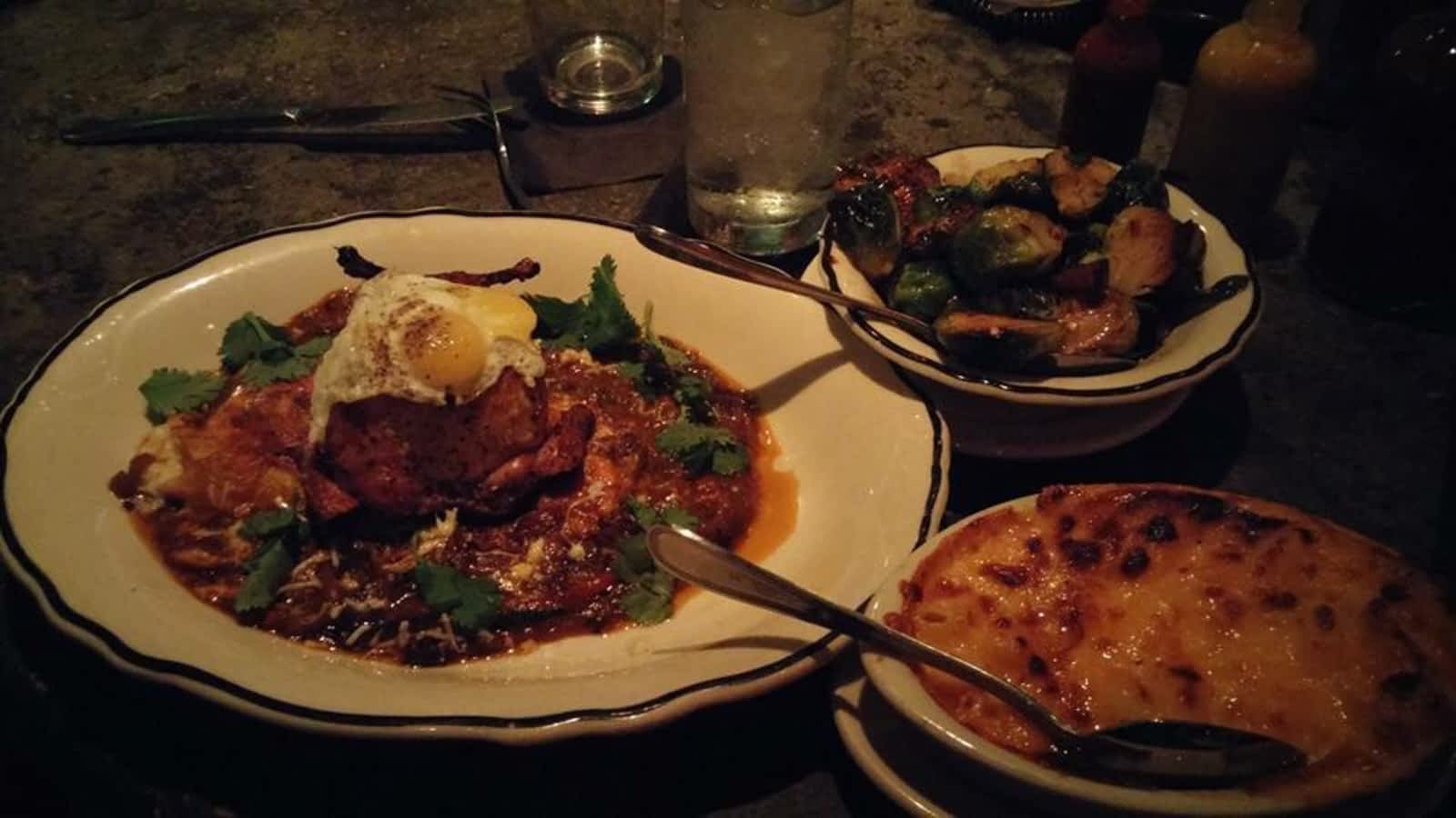 Chez Biceps BBQ - 5151 boul Henri-Bourassa, Québec, QC