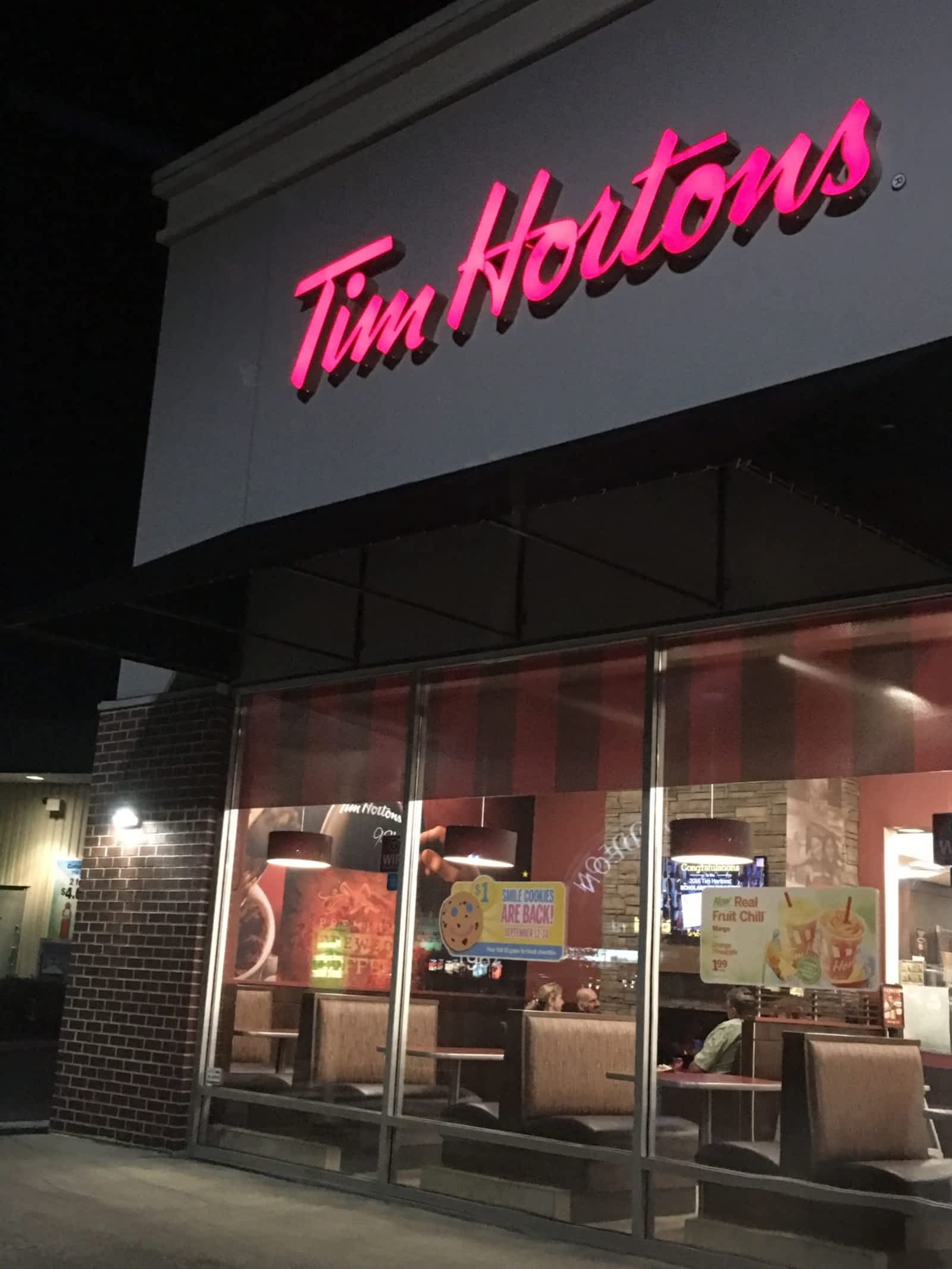 Tim Hortons - Menu, Hours & Prices - 19800 Lougheed Hwy, Pitt Meadows, BC