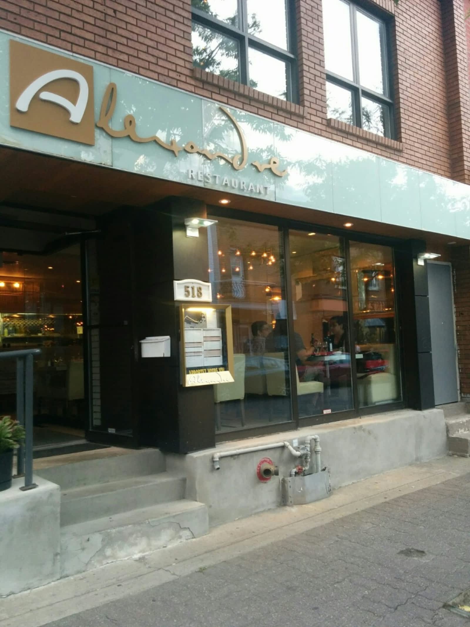 Restaurant Alexandre - Menu, Horaire et Prix - 518, av Duluth E ...