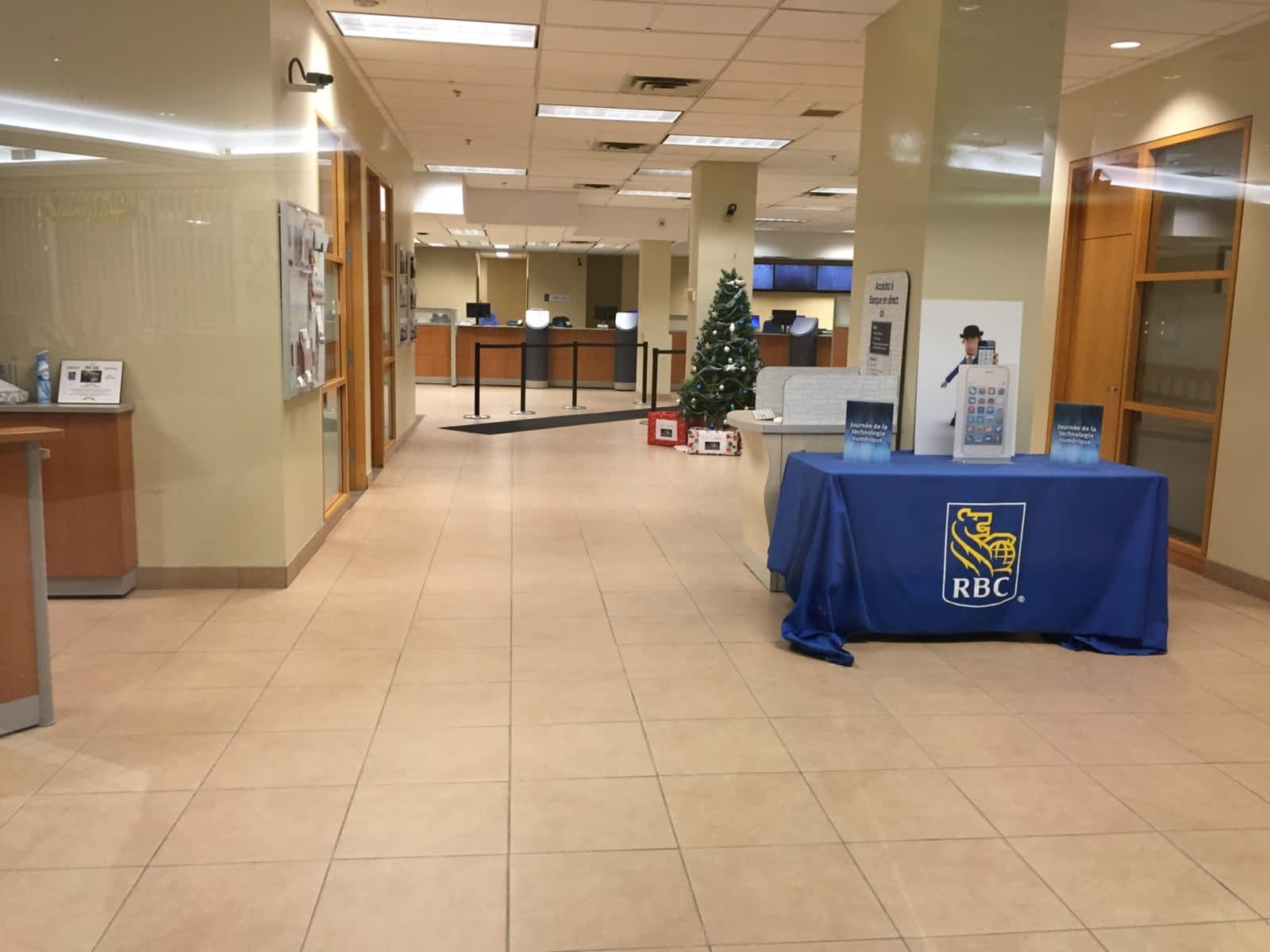 RBC Royal Bank - 3075, boul des Sources, Dollard-des-Ormeaux, QC