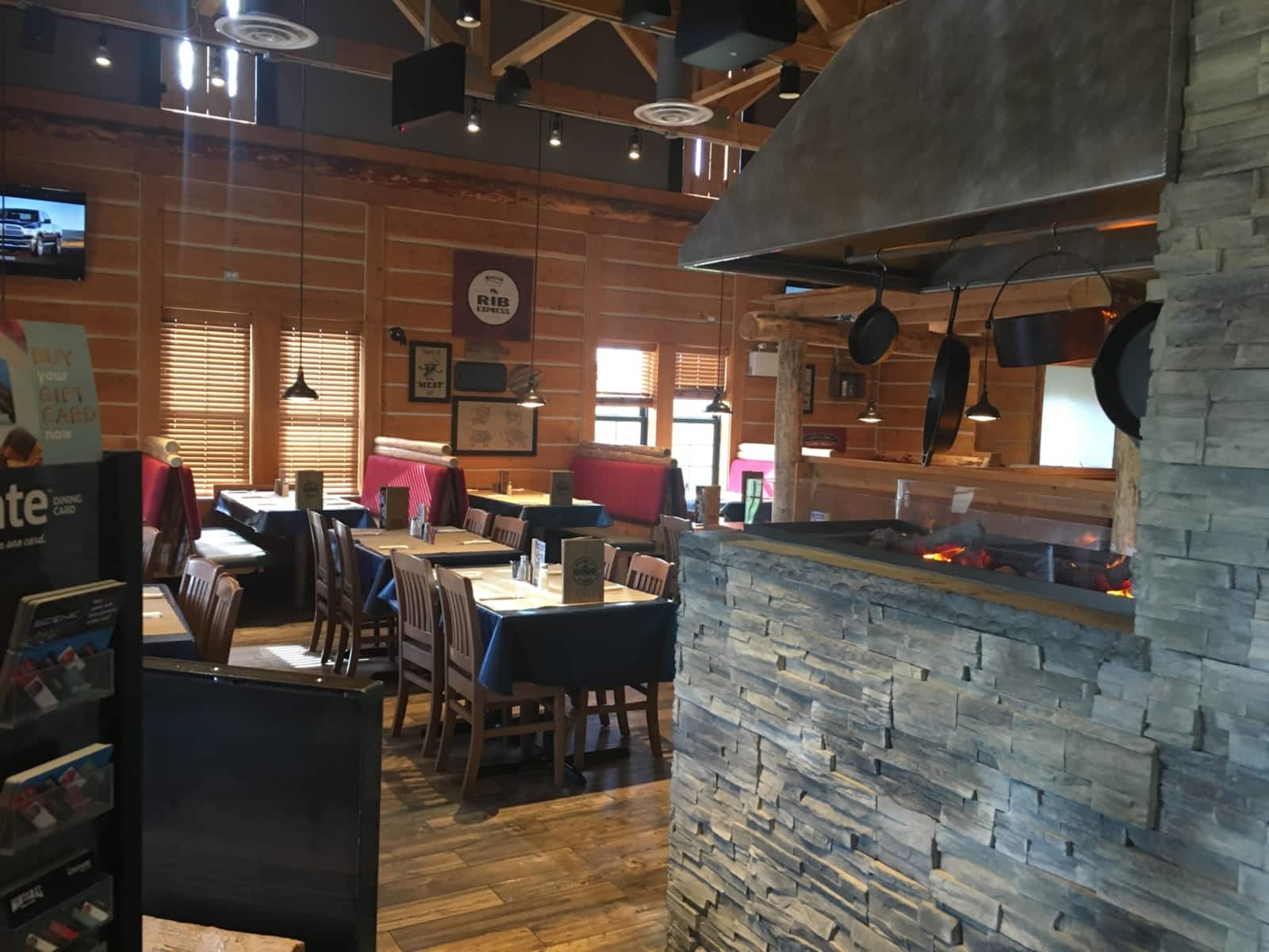 Montana's BBQ & Bar - Menu, Hours & Prices - 1-8808 96A, Fort St John, BC