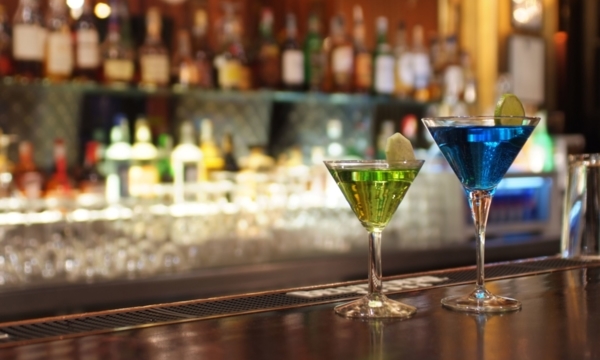 Mix it up at these unique cocktail bars in Toronto | YP Smart Lists