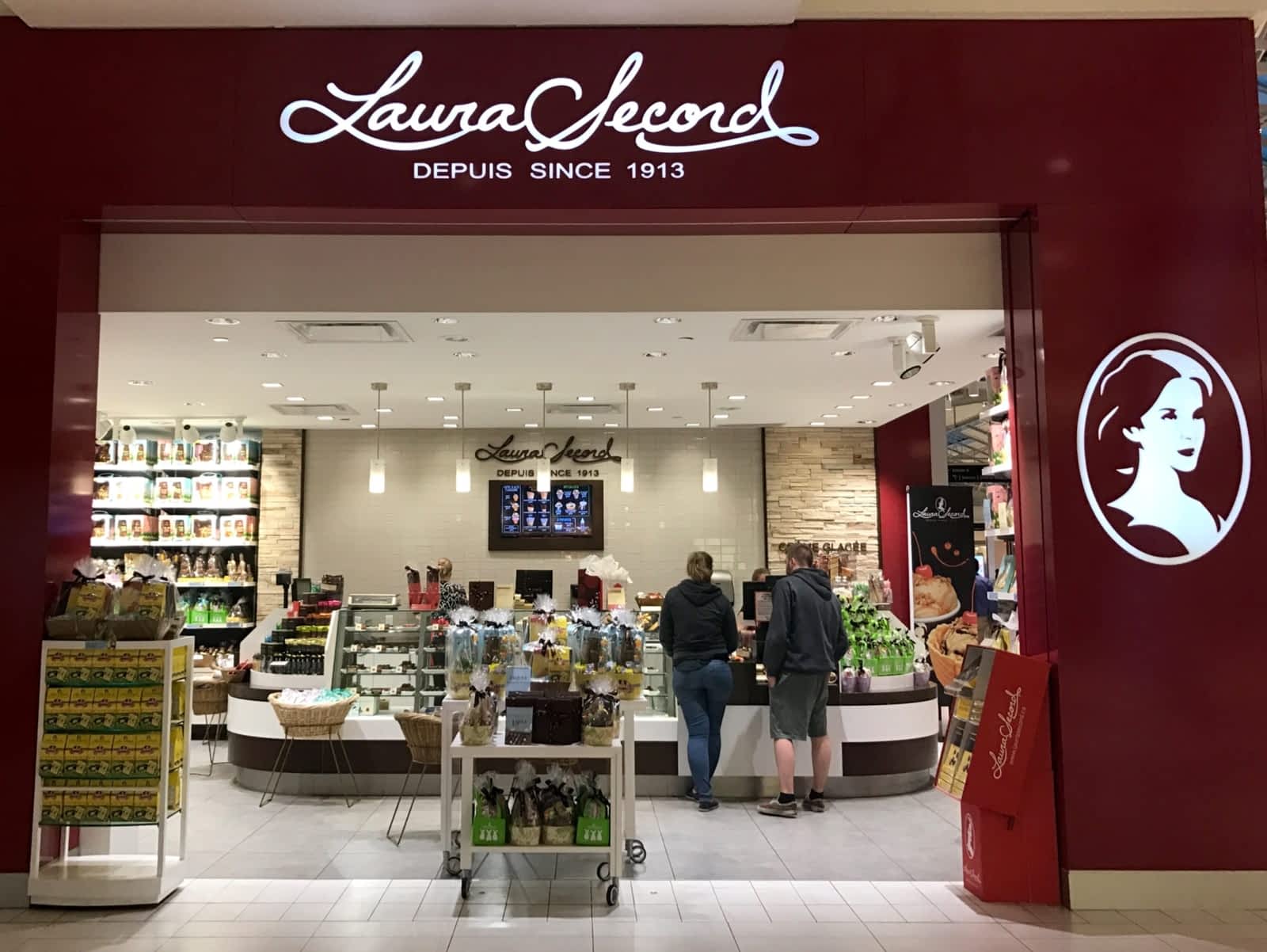 Laura Secord - 246 boul des Promenades, Saint-Bruno, QC