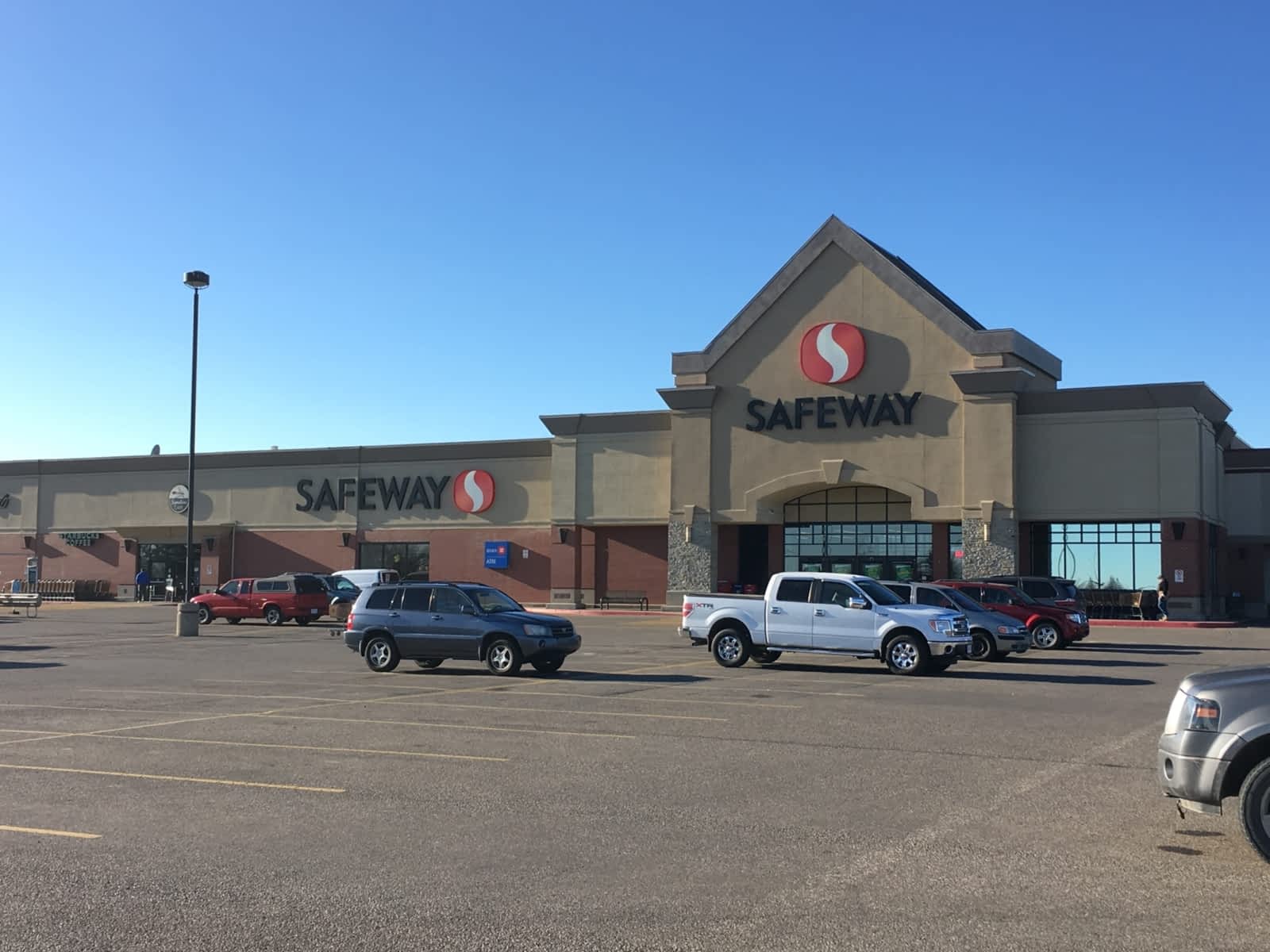 Safeway - Opening Hours - 1-550 University Dr W, Lethbridge, AB