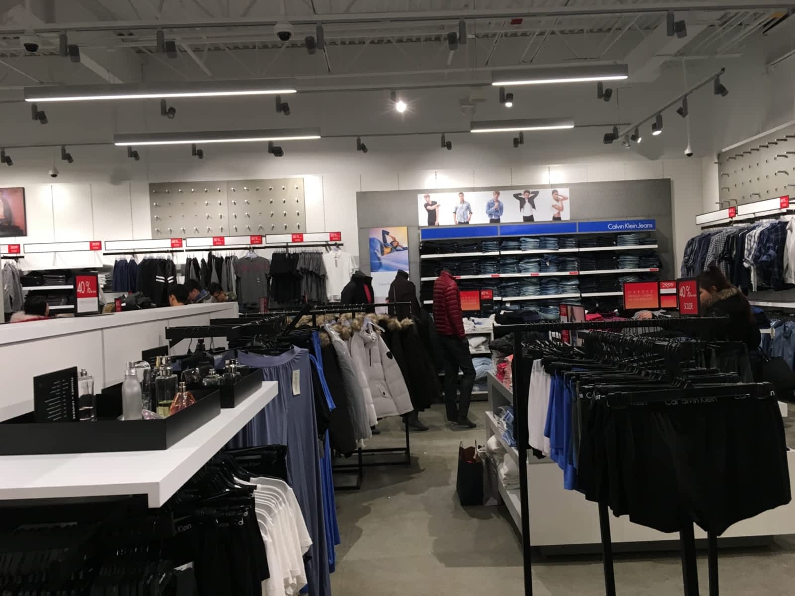 Calvin Klein Outlet - 19001 Chemin Notre-Dame, Mirabel, QC