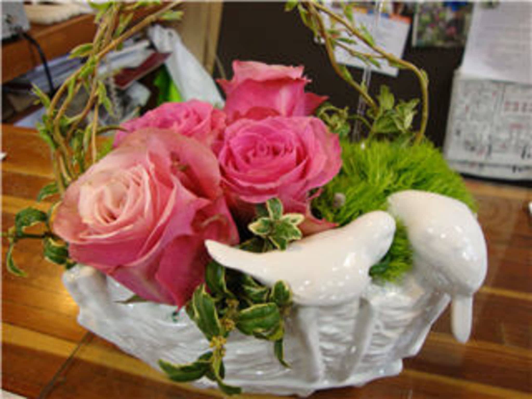 Twigs Floral Design - Tillsonburg, ON - 185 Broadway St | Canpages