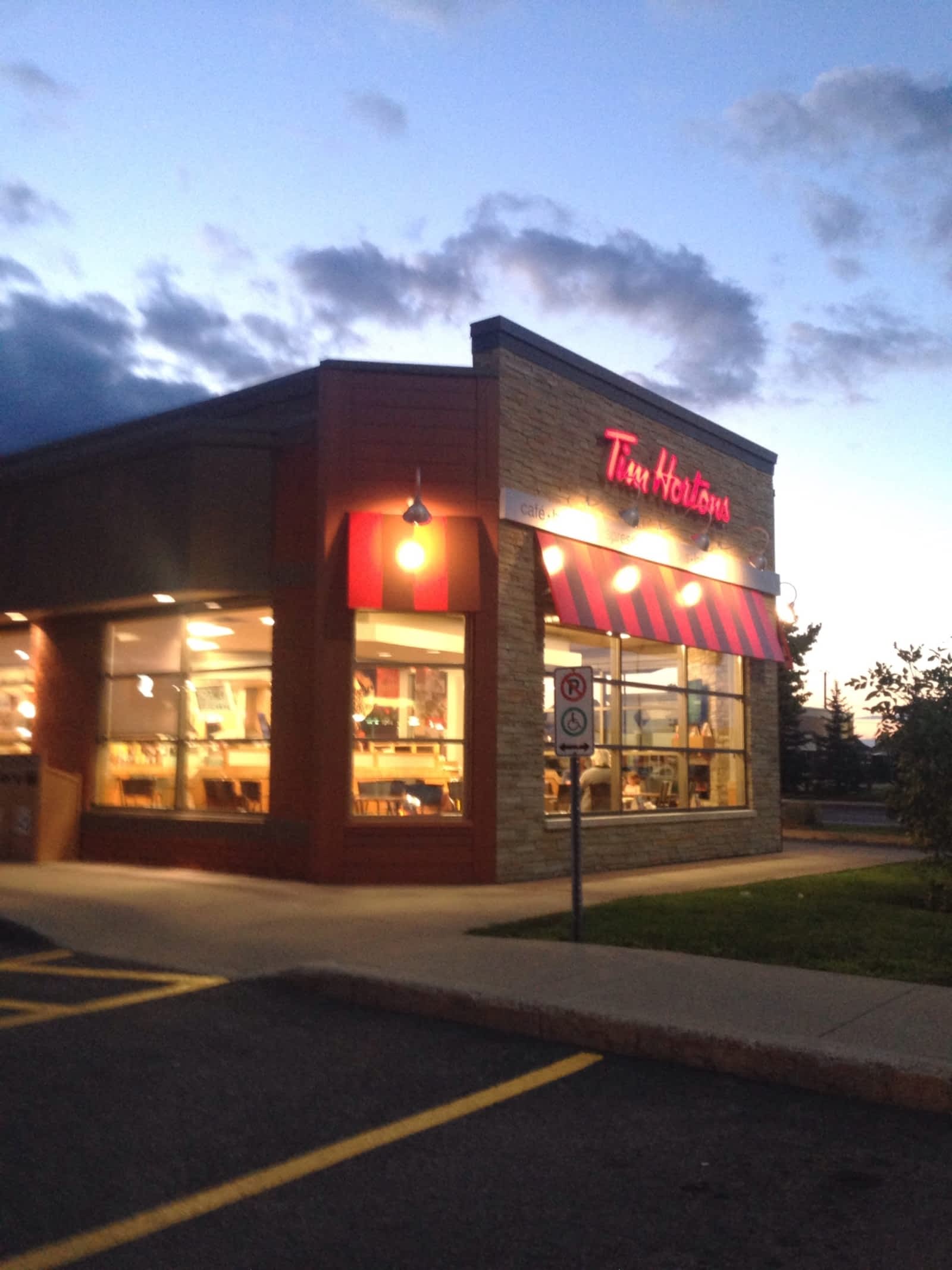 Tim Hortons - Menu, Hours & Prices - 180 Omer-marcil, St-jean-sur ...