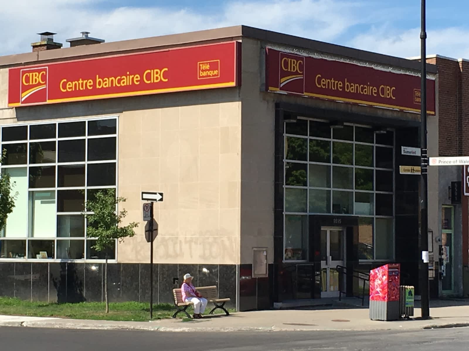 CIBC Branch with ATM - Opening Hours - 6595 av Somerled, Montréal, QC