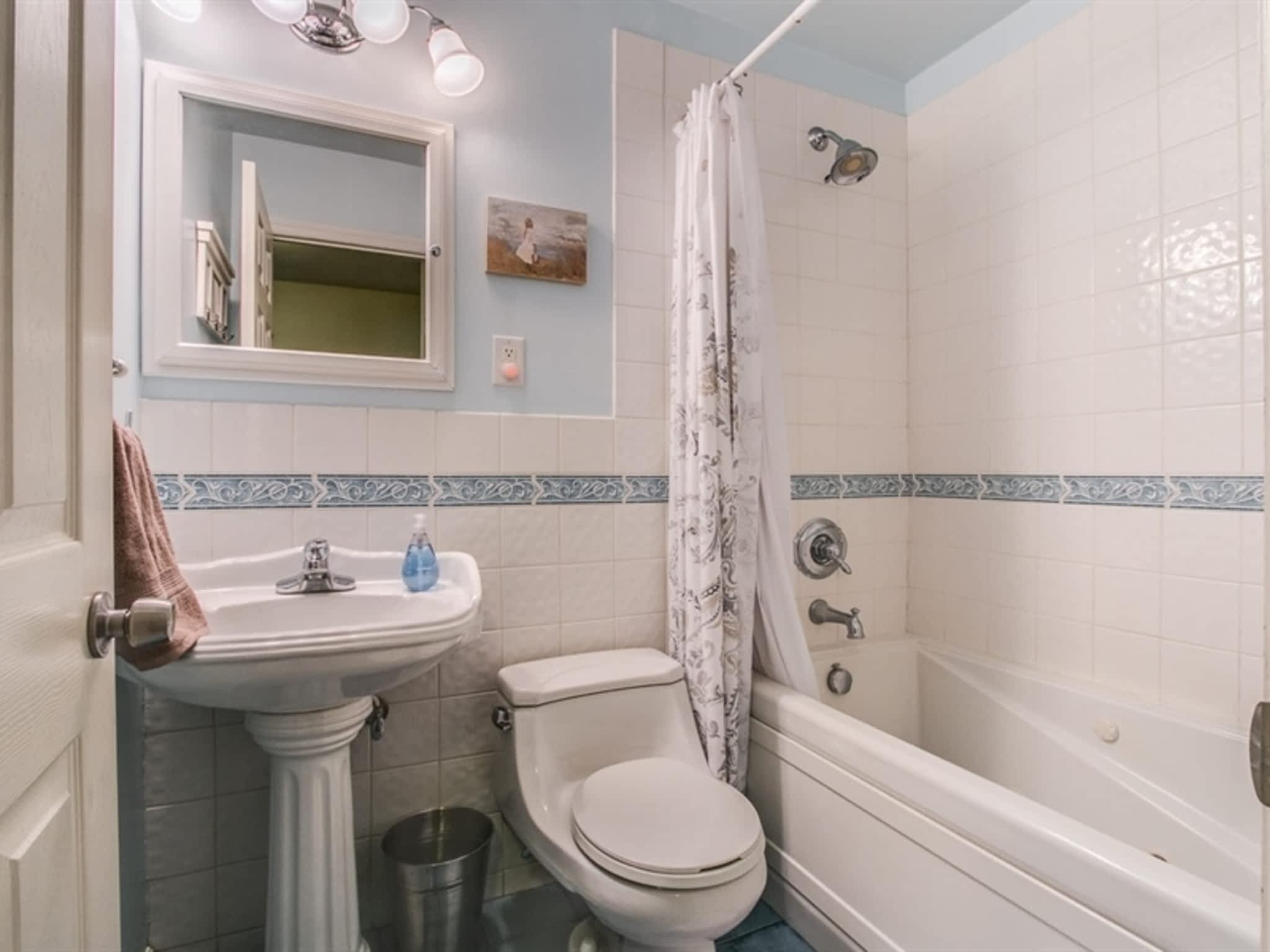 Ernie Lastig - East York, ON - 95 Erie | Canpages