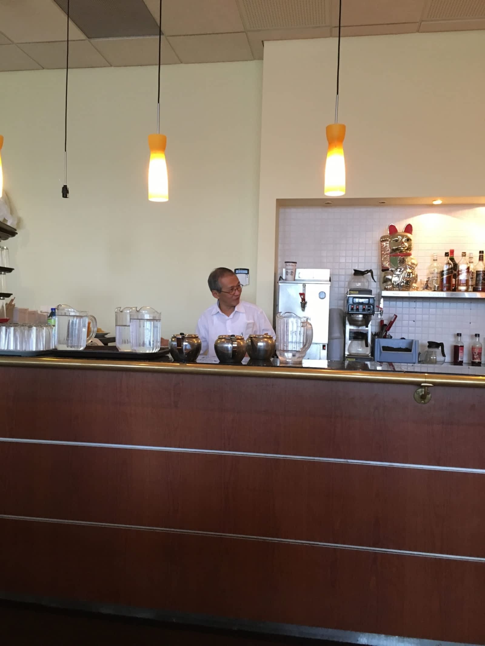 Kam Shing Chinese Restaurant - Menu, Horaire et Prix - 6730, ch de la ...