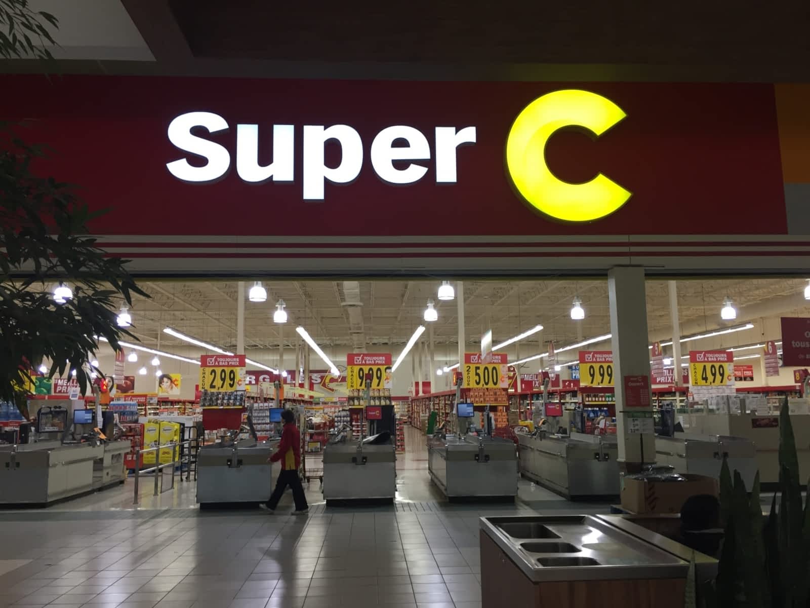 Super C - 3291, boul des Sources, Dollard-des-Ormeaux, QC