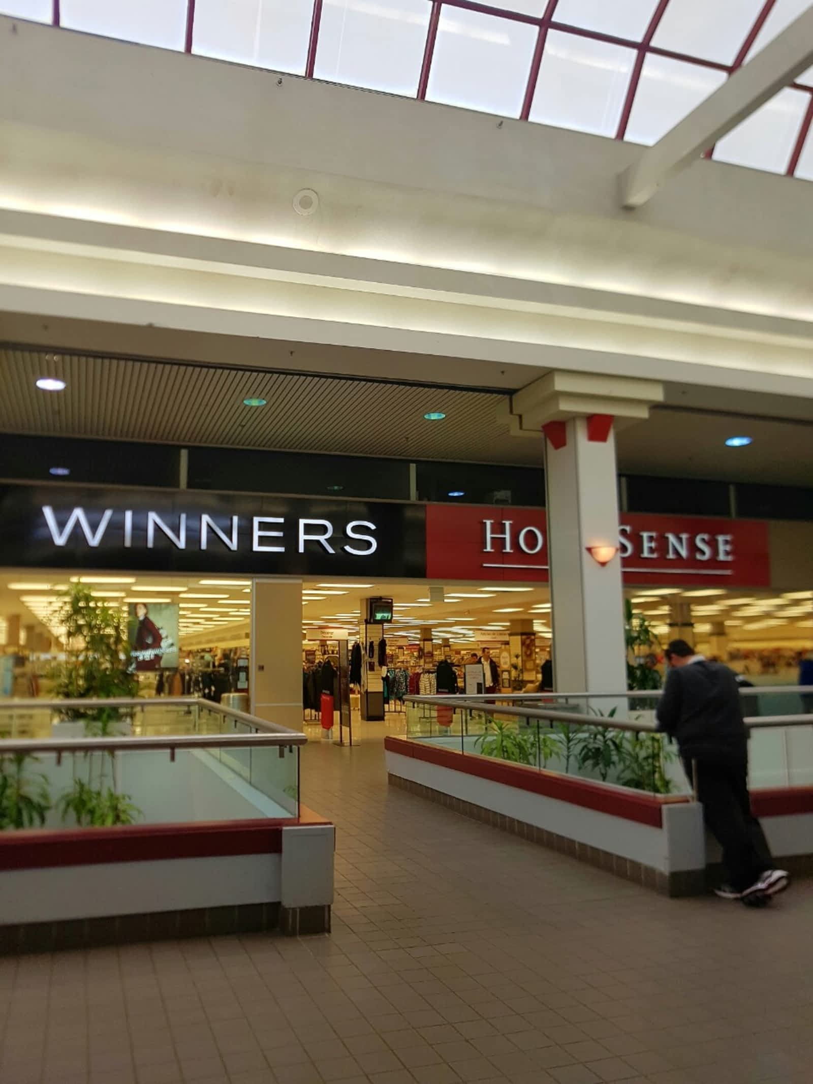 Winners - 6900 boul Décarie, Côte-Saint-Luc, QC