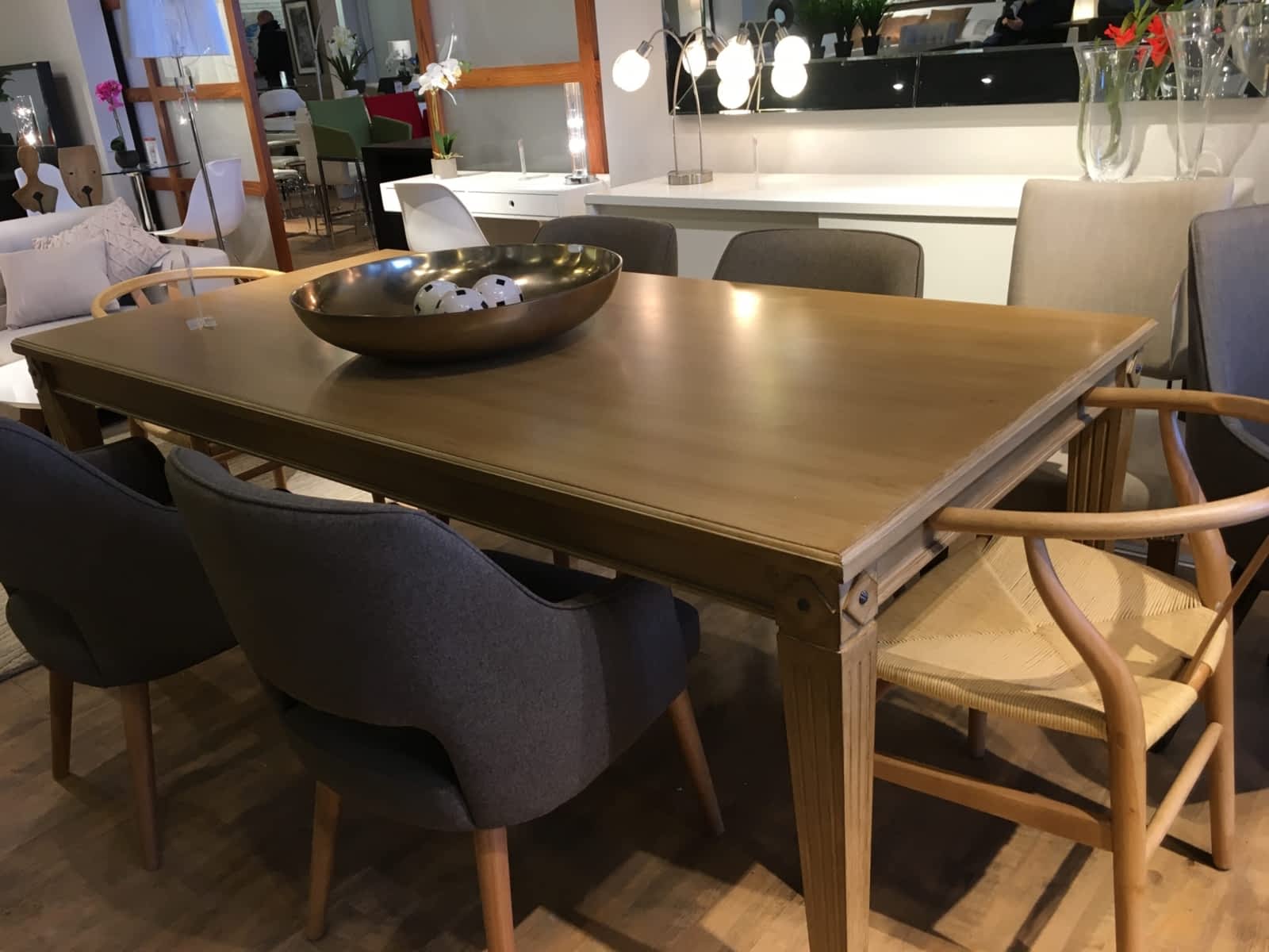 Structube - Horaire d'ouverture - 582, ch de Touraine, Boucherville, QC