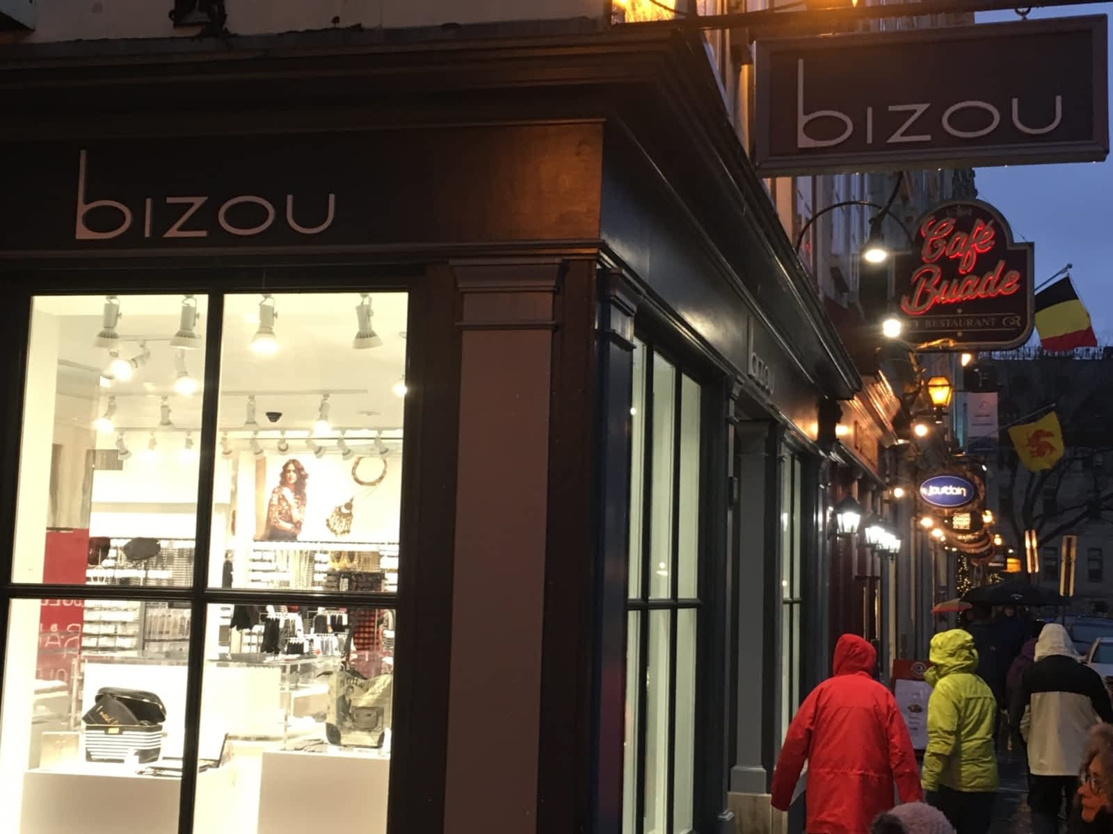 Bizou - Horaire d'ouverture - 29 rue de Buade, Québec, QC