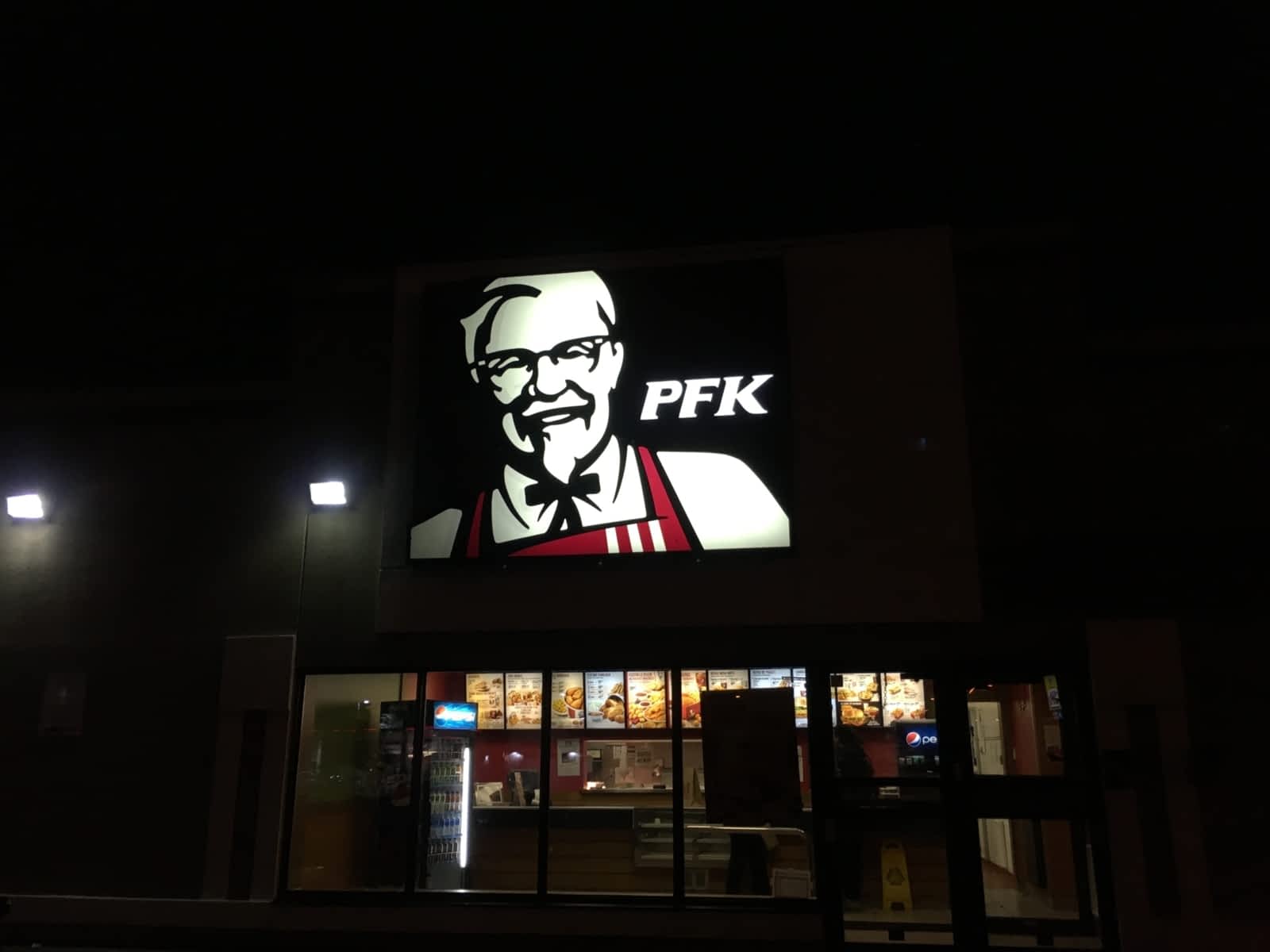 PFK - Horaire d'ouverture - 3199 Boulevard Taschereau, Greenfield Park, QC