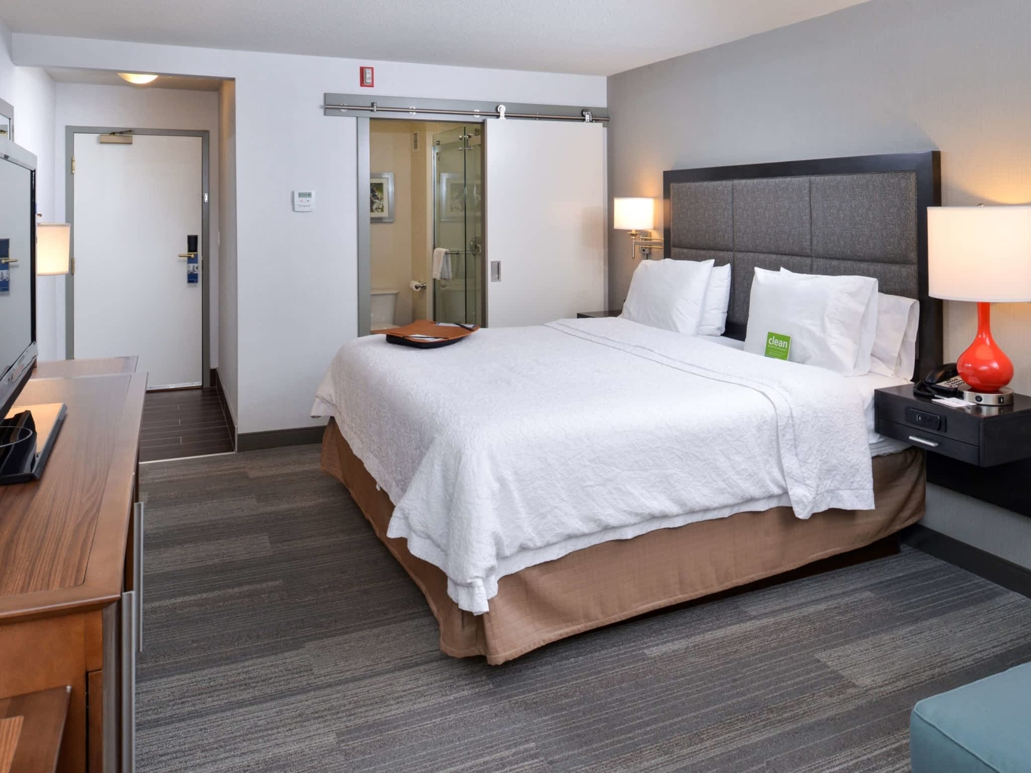 Hampton Inn & Suites By Hilton Calgary- University Northwest - Calgary ...
