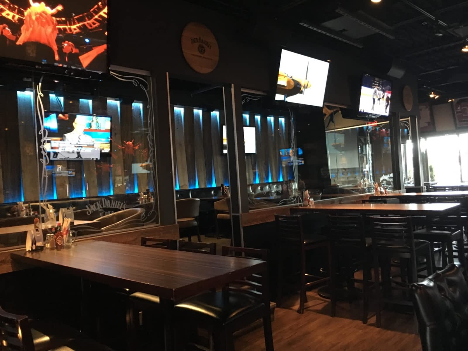 Windsor Hyper Bar & Grill - Menu, Horaire et Prix - 3, rue de la Place ...