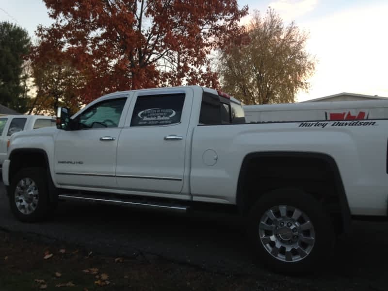 Entretien de Pelouse et Déneigement Dominic Nadeau - Victoriaville, QC ...