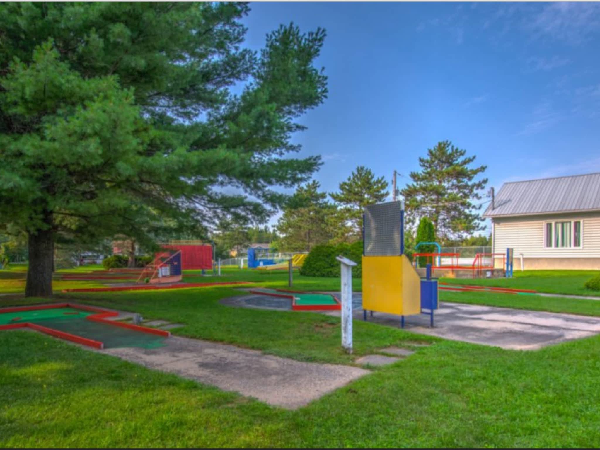 Crystal Princeville - Princeville, QC - 640 Rte 263 N, Rte N | Canpages