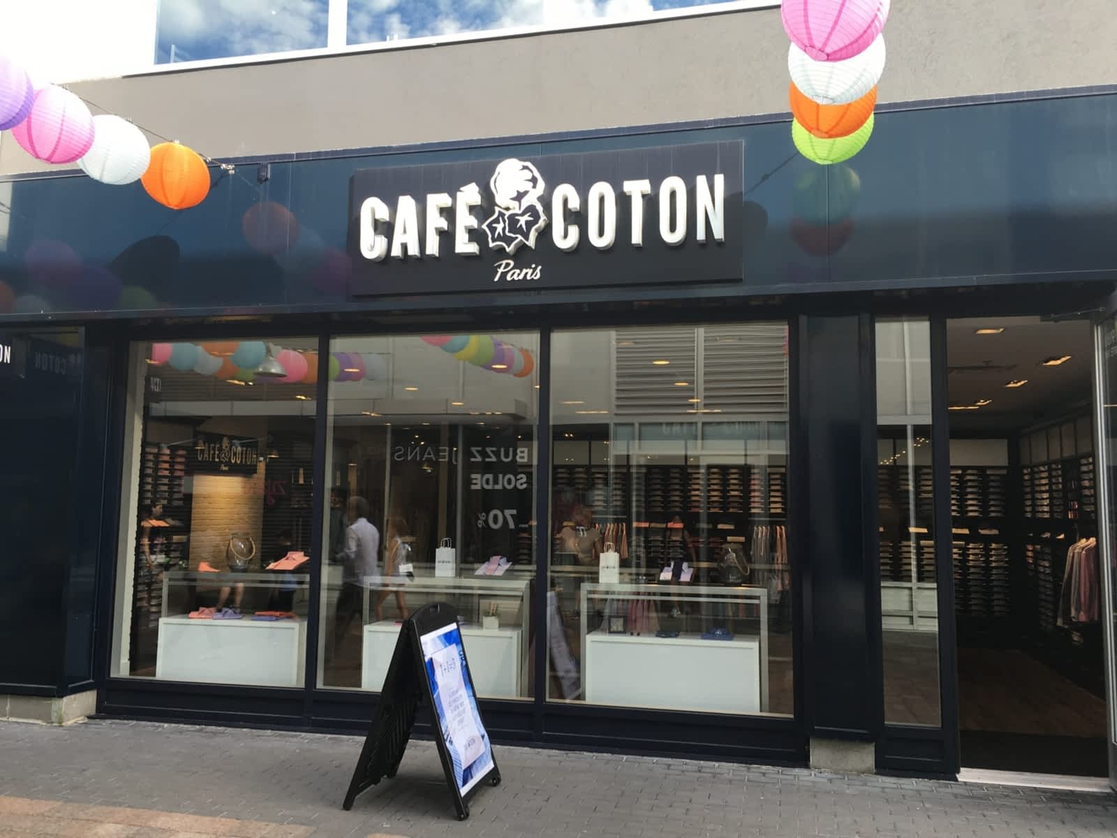 Café Coton Square Dix-30 - 9180, boul Leduc, Brossard, QC