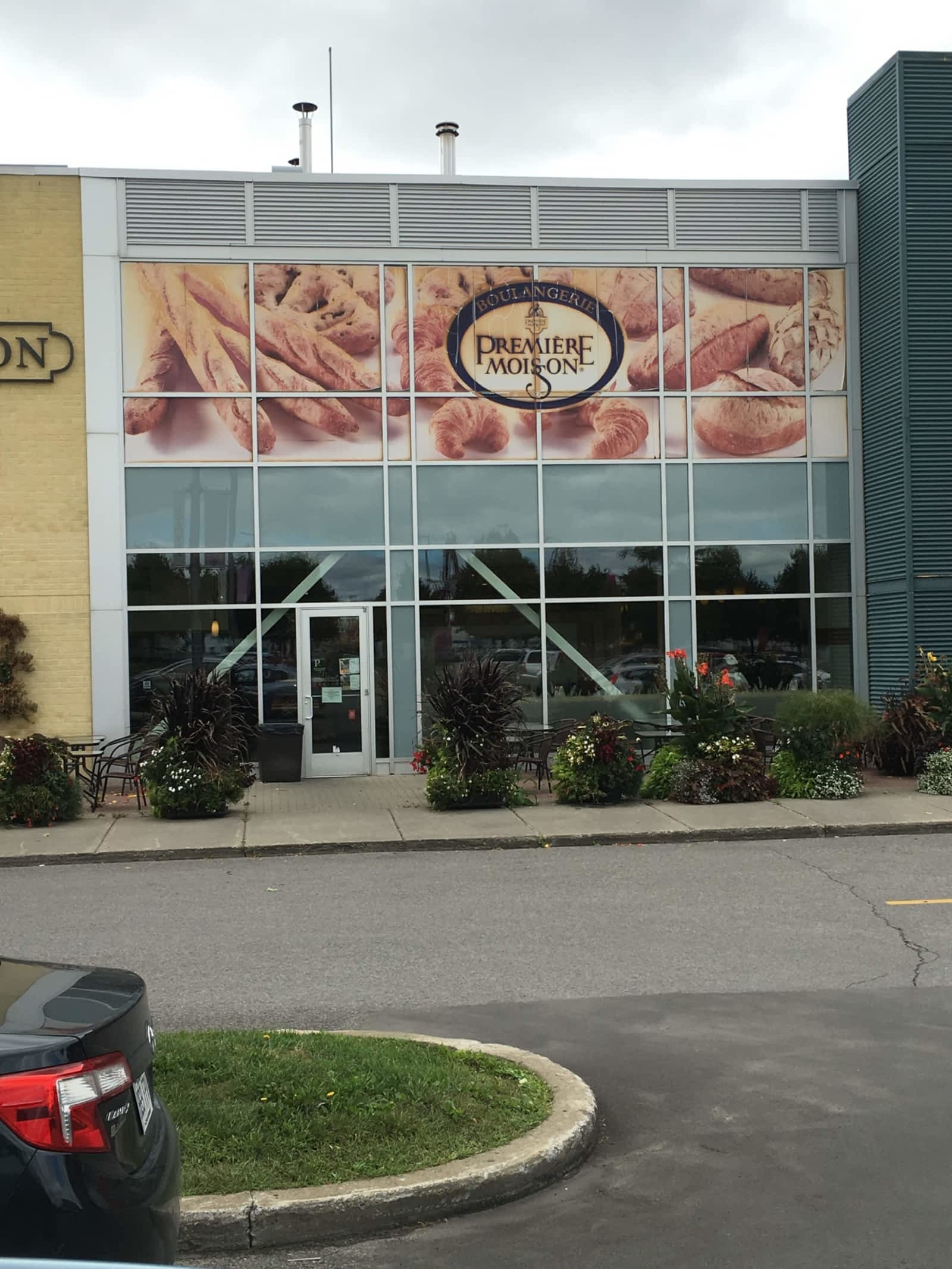 Première Moisson - 2888 av du Cosmodôme, Laval, QC