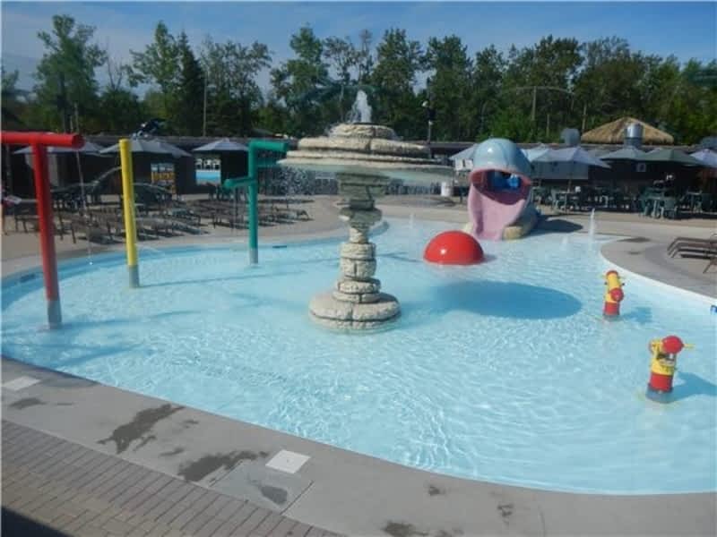 Lilac Resort, RV Lodging & Water Slide Park - Ste Anne, MB - 37162 Hwy ...